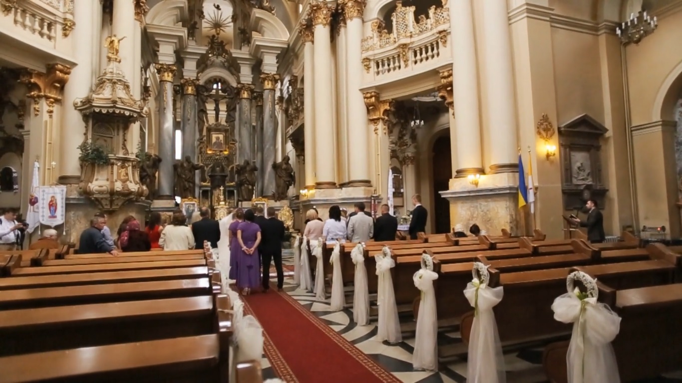 Why we go to church on Sunday - A Proud Christian